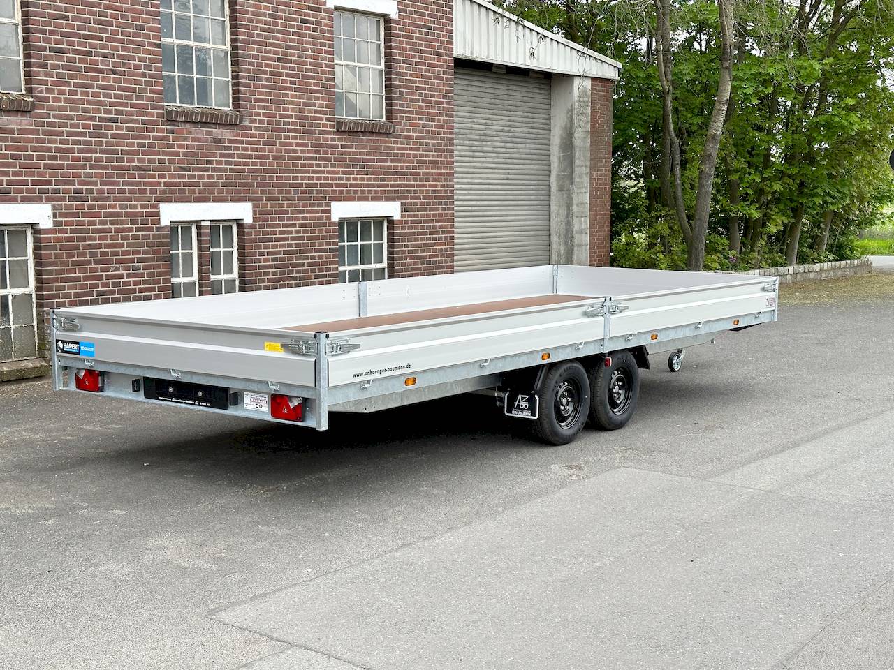 HAPERT Anhänger Azure H-2 605x240x30cm 3500kg PARABELFEDER Hochlader | Anhänger-Zentrum BAUMANN